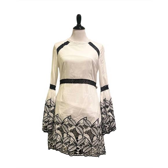 Allison New York | Dresses | New Allison New York Embroidered Dress In ...